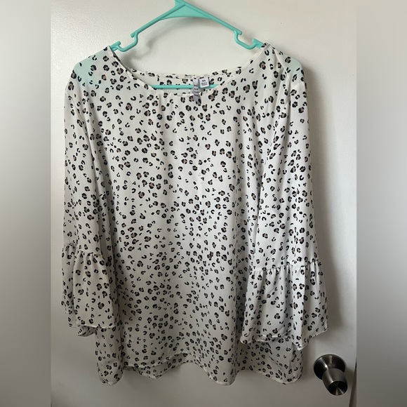 Elle | Tops | Elle Cheetah Print Shirt | Poshmark